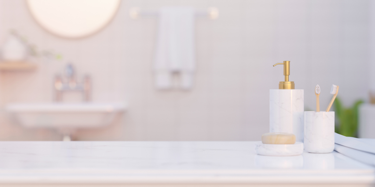 How To Make Bathroom Smell Good? 11 Foolproof Solutions