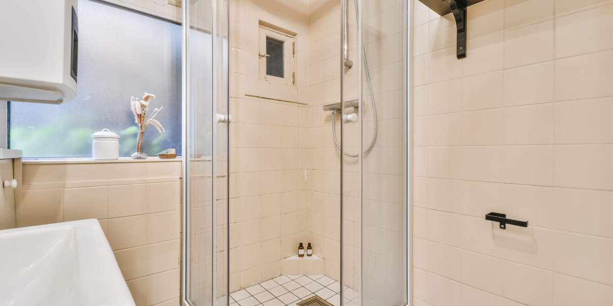 Bathroom Window Glass Privacy: Ways To Cover A Shower Window